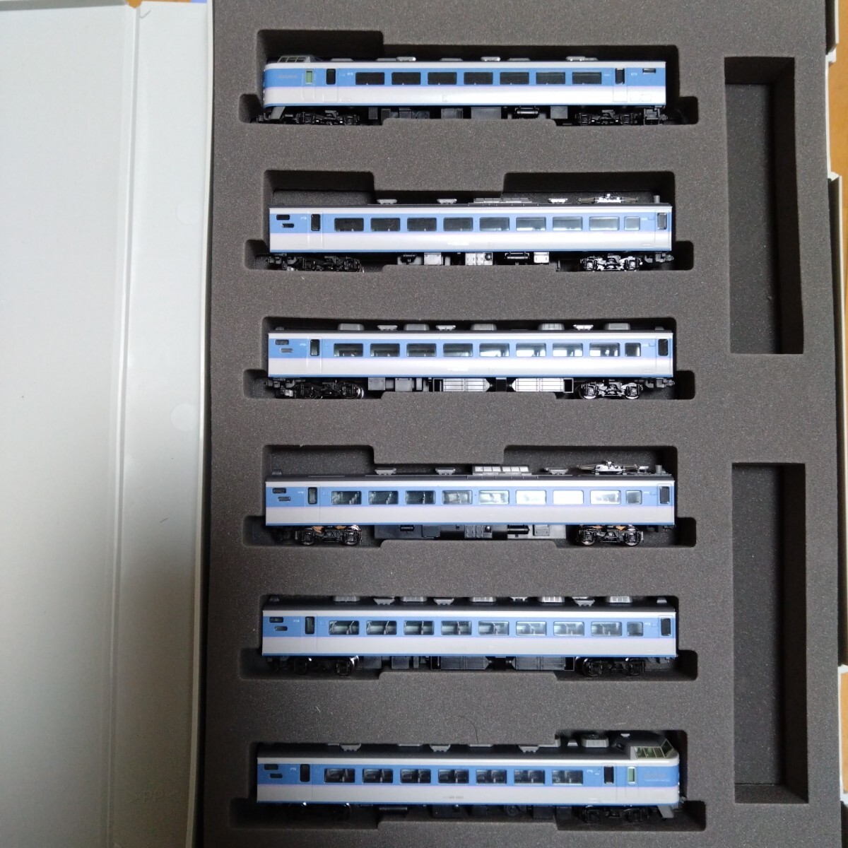 Yahoo!オークション - TOMIX 183系1000番台6連あずさ新色 臨時編成風