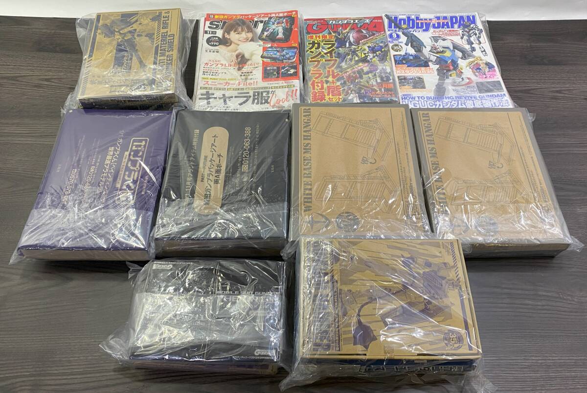 Yahoo!オークション - A496 1円～ ガンダム 雑誌 付録 プラモデル 等 ...