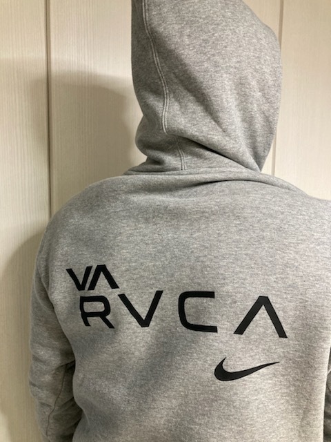Yahoo!オークション - 限定品 新品 RVCA(ルーカ)xNIKE（ナイキ）フー...