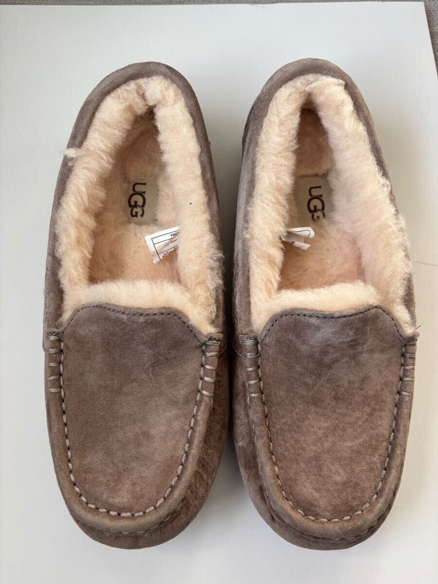 UGGモカシン US6/23㎝ UGG アグ モカシンシューズ スリッポン(23.0cm)｜売買されたオークション情報、yahooの商品情報をアーカイブ公開 - オークファン（aucfan.com）