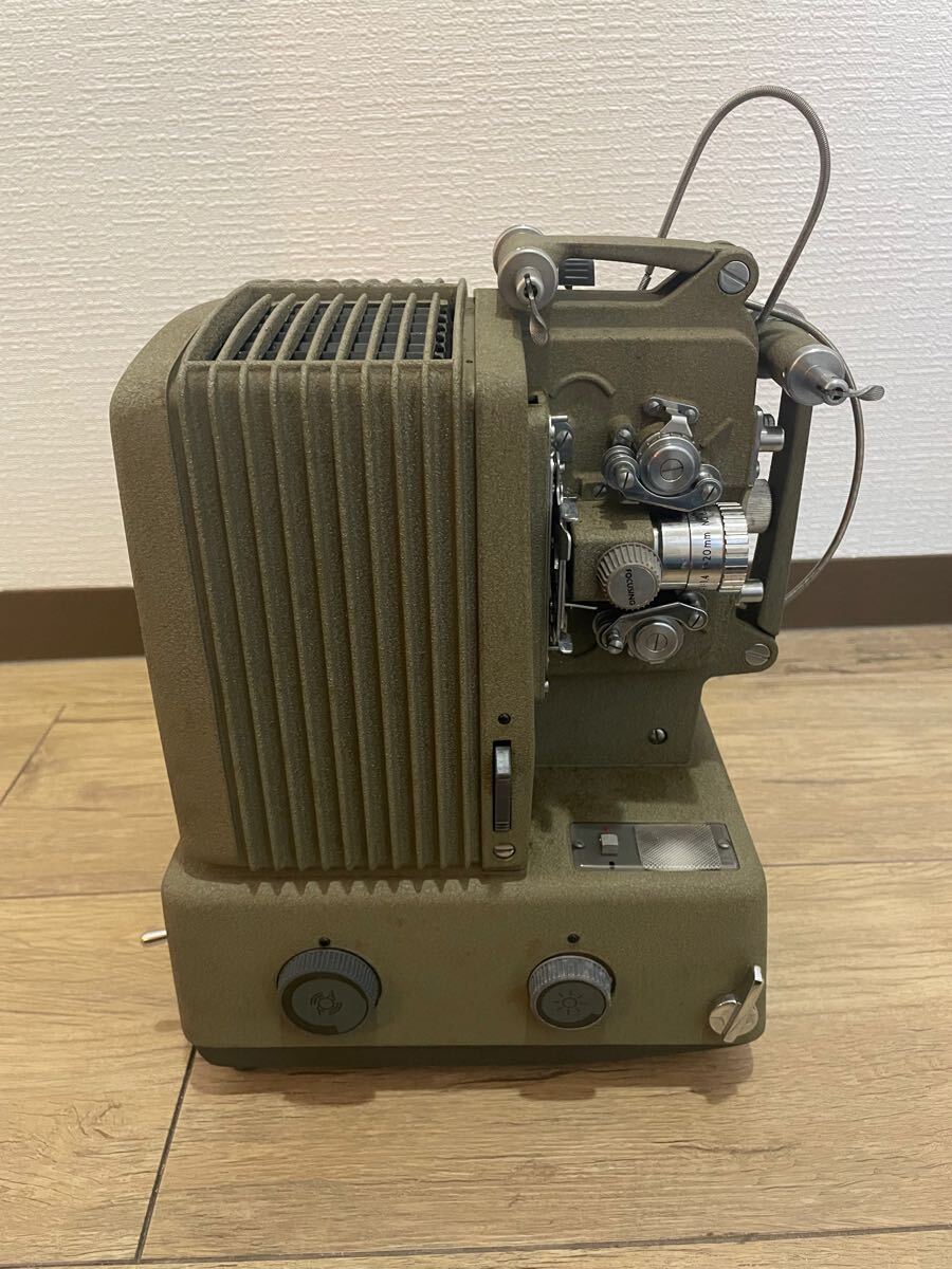 エルモ ELMO F80 映写機 8mmプロジェクター 昭和レトロ ヴィンテージ(本体)｜売買されたオークション情報、yahooの商品情報をアーカイブ公開 - オークファン（aucfan.com）