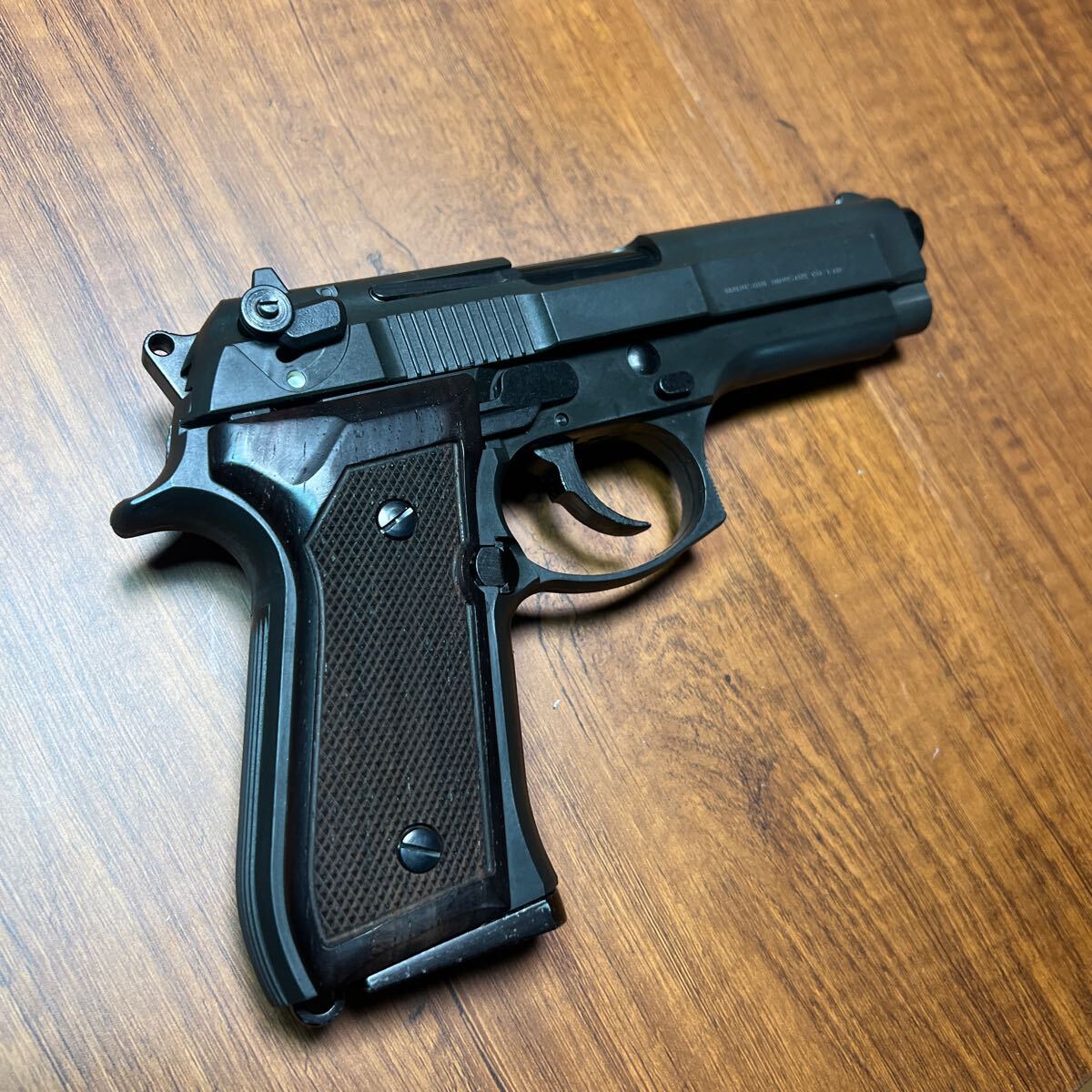 Yahoo!オークション - マルシン／U.S.N.9mm M9〝Dolphin〟ドルフィン