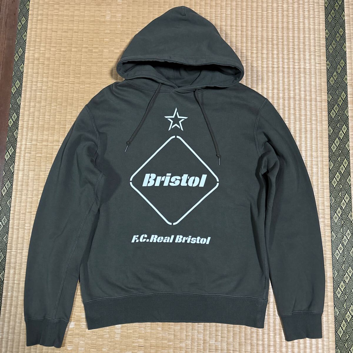 5回着用 F.C.Real Bristol ロゴ スウェット パーカー カーキ レア F.C.R.B. ソフネット FCRB soph ブリストル(ジャケット、上着)｜売買されたオークション ...