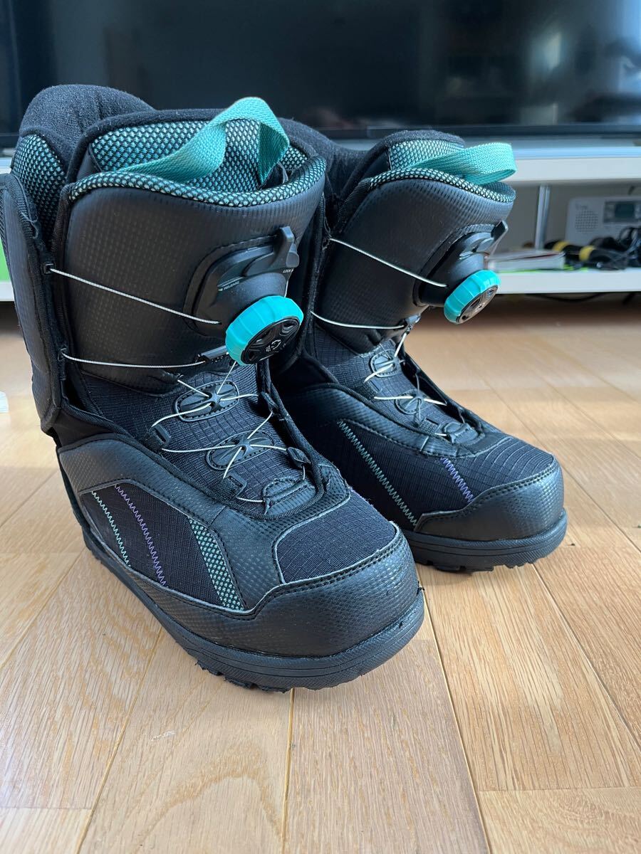 Yahoo!オークション - IGNIOイグニオ23.0 スノーボードブーツ