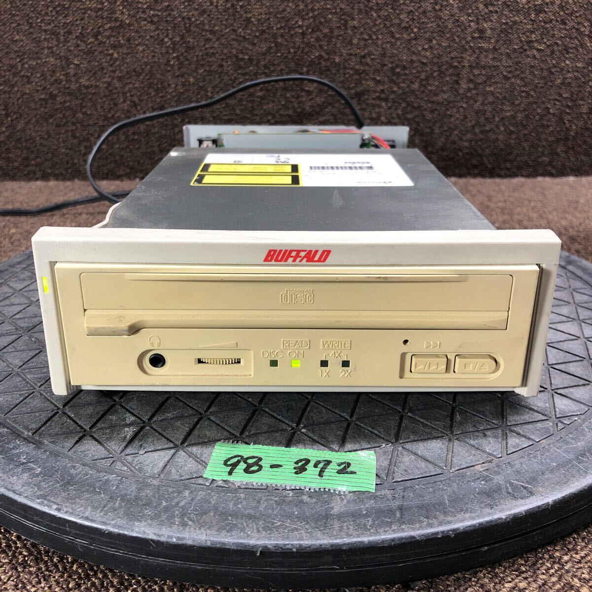 Yahoo!オークション - 98-372 激安 レトロPC パーツ 外付け CD-Rドライ...