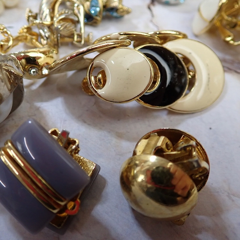 Yahoo!オークション - AC-5785 ヴィンテージアクセサリー イヤリング ...