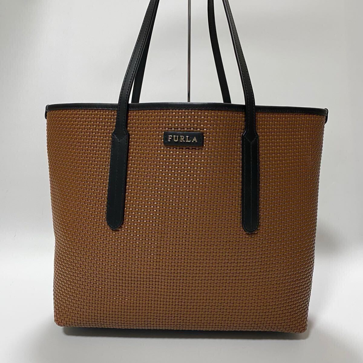 Yahoo!オークション - 極美品 A4収納 FURLA フルラ 肩掛け トートバッ...