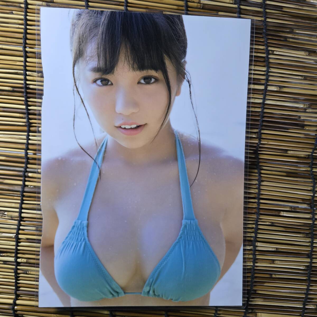 高品質厚手150μラミネート加工 大原優乃 小宮有紗 水着 B5 雑誌切り抜15ページ グラビアアイドル(タレント)｜売買されたオークション情報、yahooの商品情報をアーカイブ公開 ...