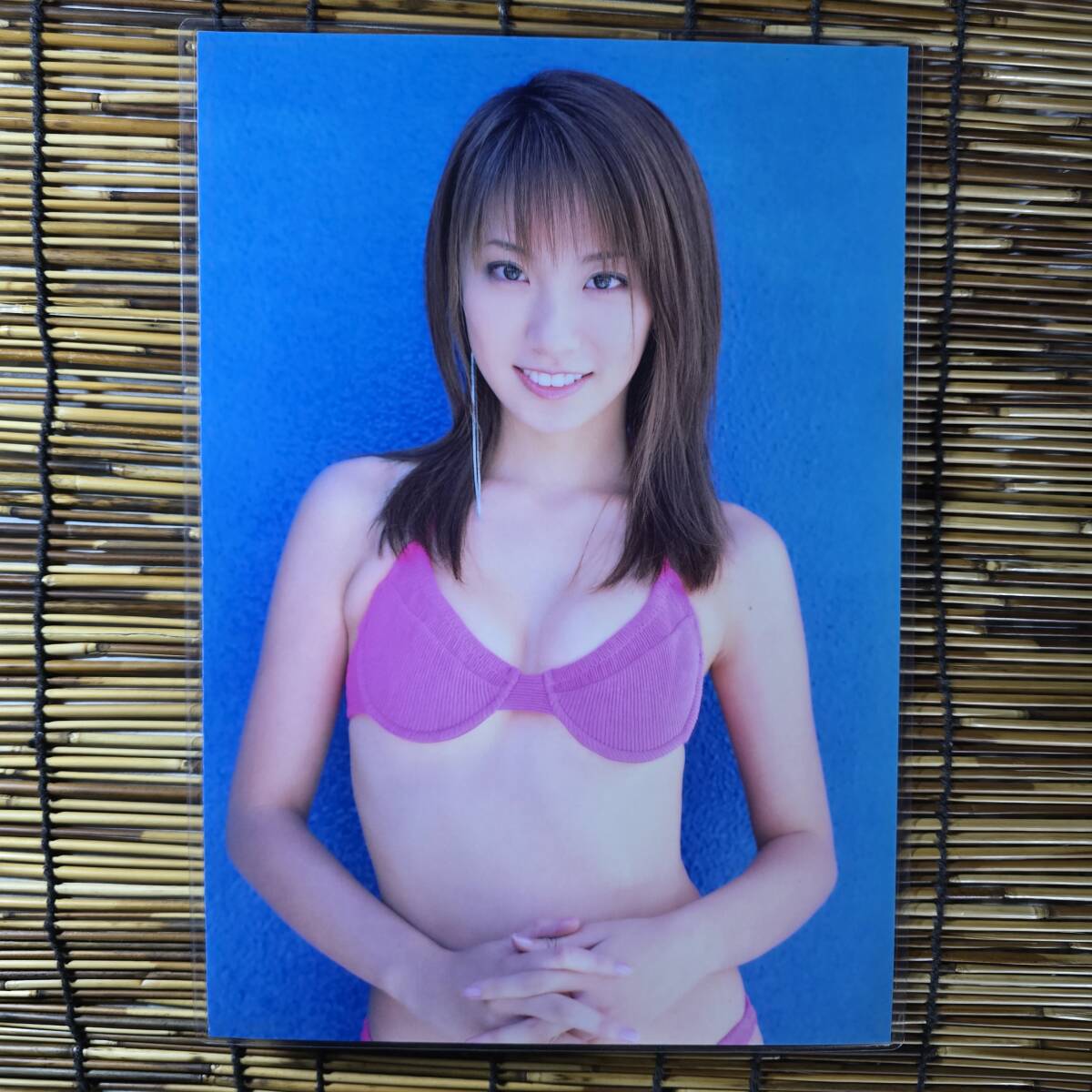 高品質厚手150μラミネート加工 山本梓 水着 A4 雑誌切り抜き6ページ グラビアアイドル l118(タレント)｜売買されたオークション情報、yahooの商品情報をアーカイブ公開 ...