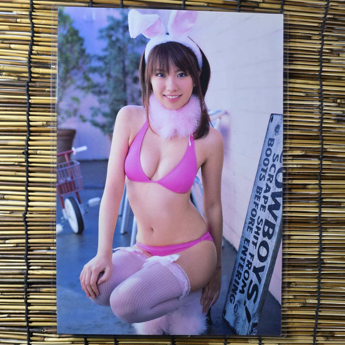 高品質厚手150μラミネート加工 山本梓 水着 A4 雑誌切り抜き6ページ グラビアアイドル l124(タレント)｜売買されたオークション情報、yahooの商品情報をアーカイブ公開 ...