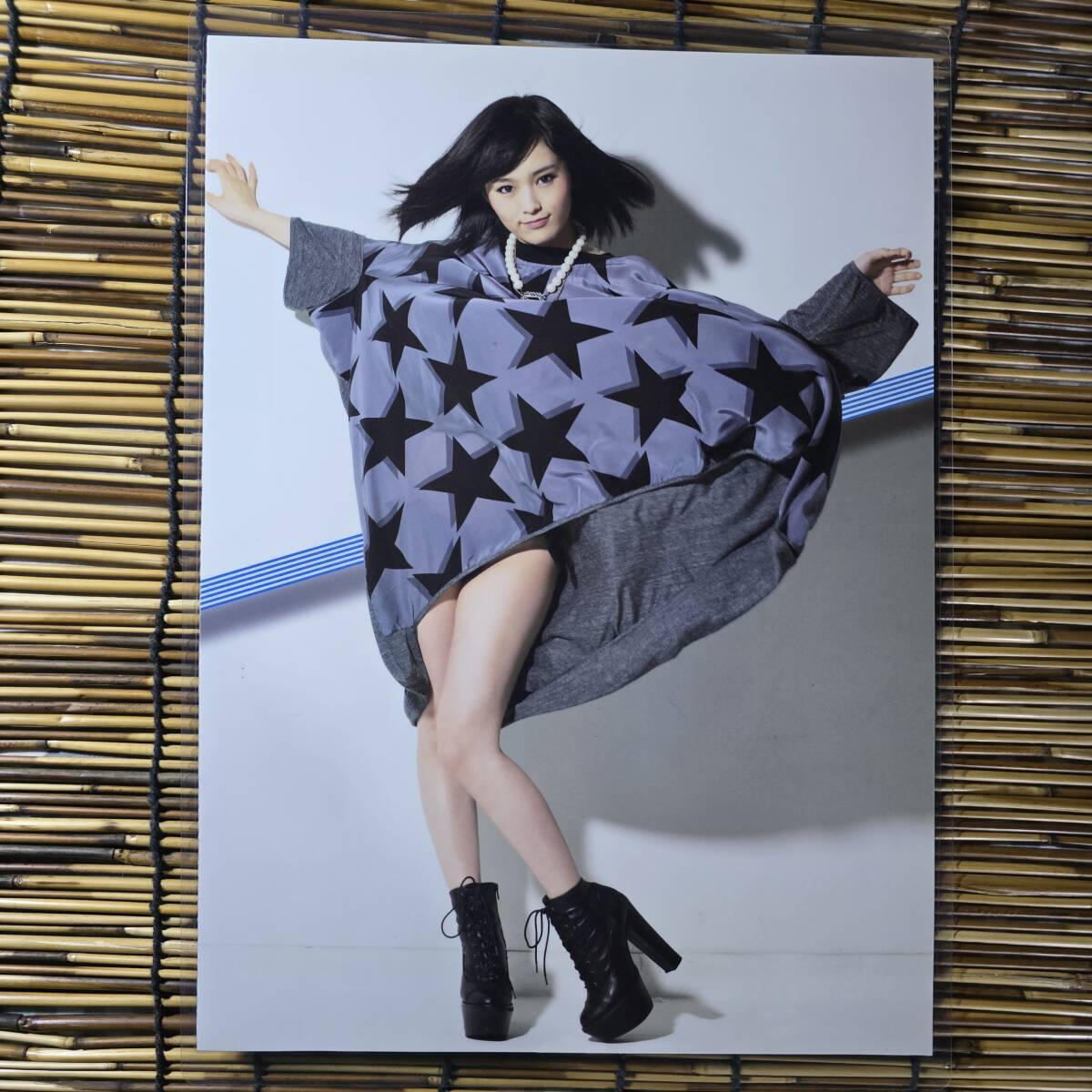 高品質厚手150μラミネート加工 山本彩 水着 A4 雑誌切り抜き10ページ グラビアアイドル l79(タレント)｜売買されたオークション情報、yahooの商品情報をアーカイブ公開 ...