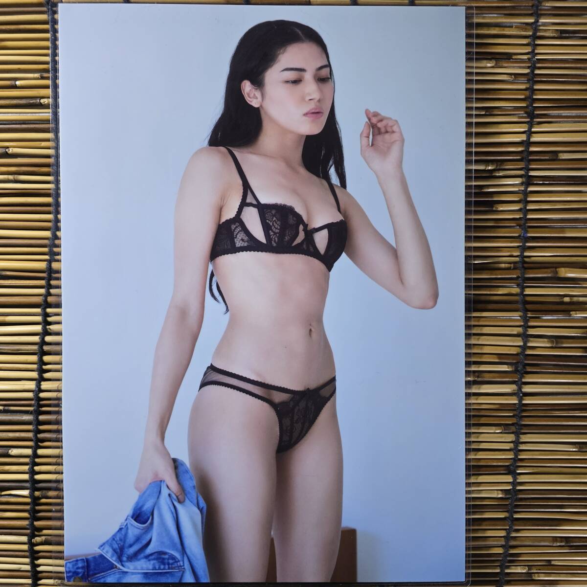 高品質厚手150μラミネート加工 GABBY 水着 B5 雑誌切り抜き4ページ グラビアアイドル l12(タレント)｜売買されたオークション情報、yahooの商品情報をアーカイブ公開 ...
