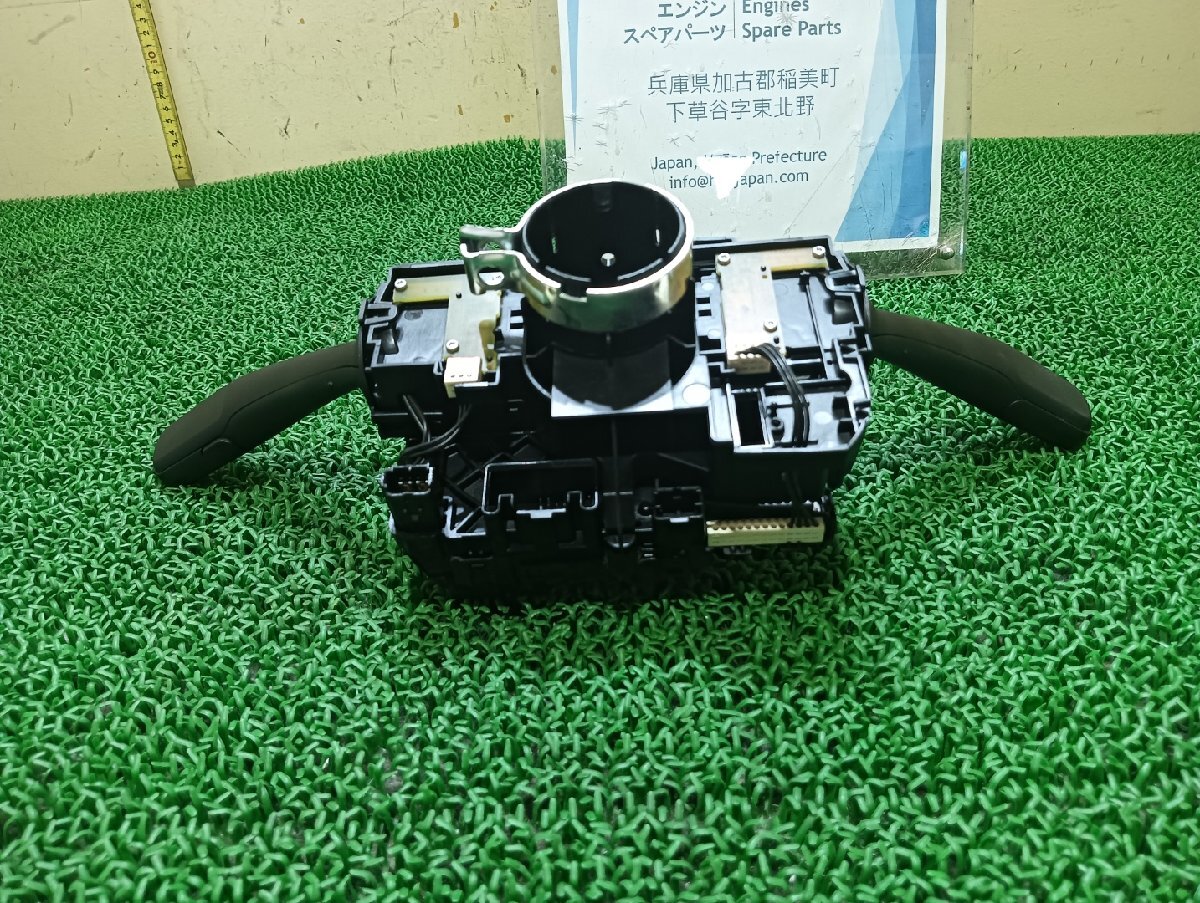 Yahoo!オークション - アウディ コンビネーションスイッチ A4アバント ...