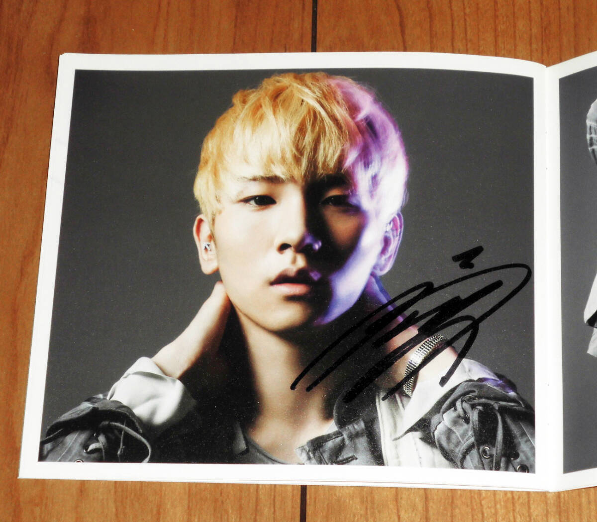 Yahoo!オークション - SHINee 日本シングル「Fire」CD＋DVD 直筆サイン