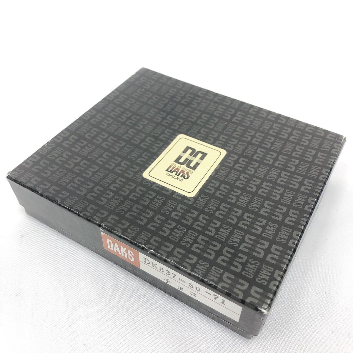 Yahoo!オークション - 未使用長期保管品 ダックス DAKS 二つ折り 財布 ...