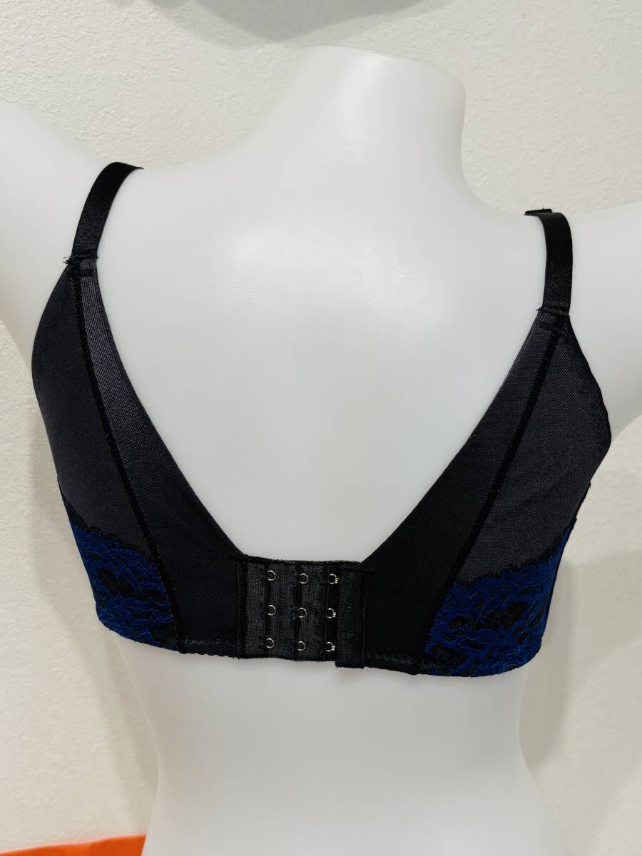 Yahoo!オークション - マルコ MARUKO カーヴィシャス 3/4カップブラ E7...