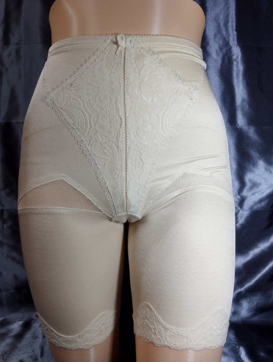 Yahoo!オークション - ガードル 76サイズ 光沢 美品【A916】