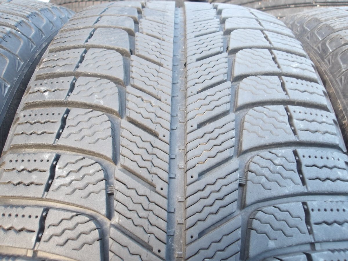 Yahoo!オークション - N849-ソ1 送料無料 235/45R17 冬4本セット スタ...