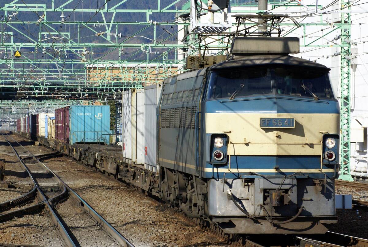 Yahoo!オークション - 鉄道写真 日本貨物鉄道(JR貨物) EF66形0番台 KG...