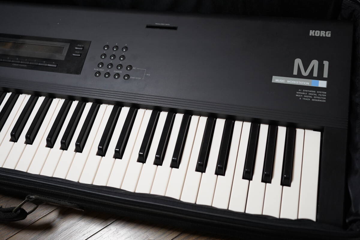 Yahoo!オークション - KORG M1 MUSIC WORKSTATION 61 コルグ シンセサ...
