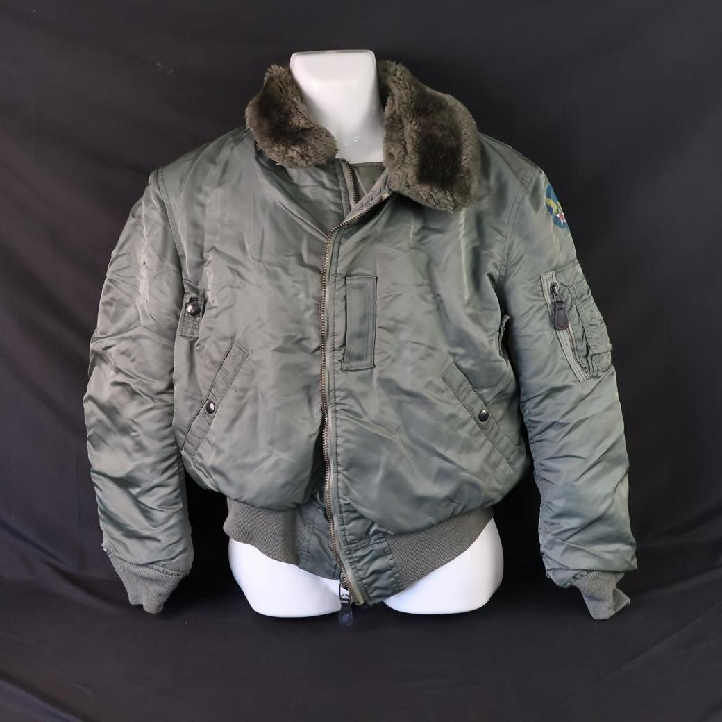 米軍放出品 アメリカ軍 USAF ALPHA B-15D フライトジャケット パイロット ジャケット #S-13996(戦闘服)｜売買されたオークション情報、yahooの商品情報をアーカイブ ...