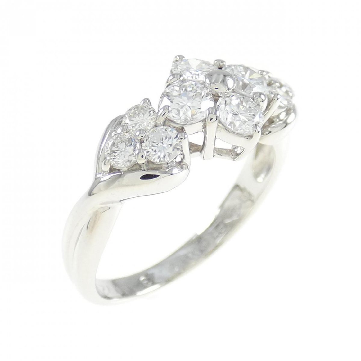 Yahoo!オークション - PT フラワー ダイヤモンド リング 0.73CT