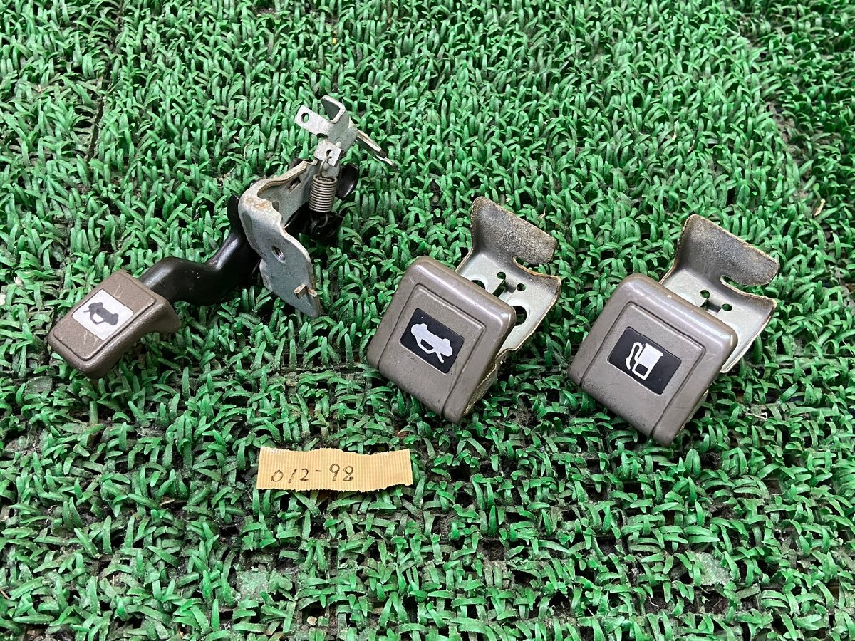 Yahoo!オークション - O12-98 SS S63 GZ20 ソアラ GTツインターボL ボ...