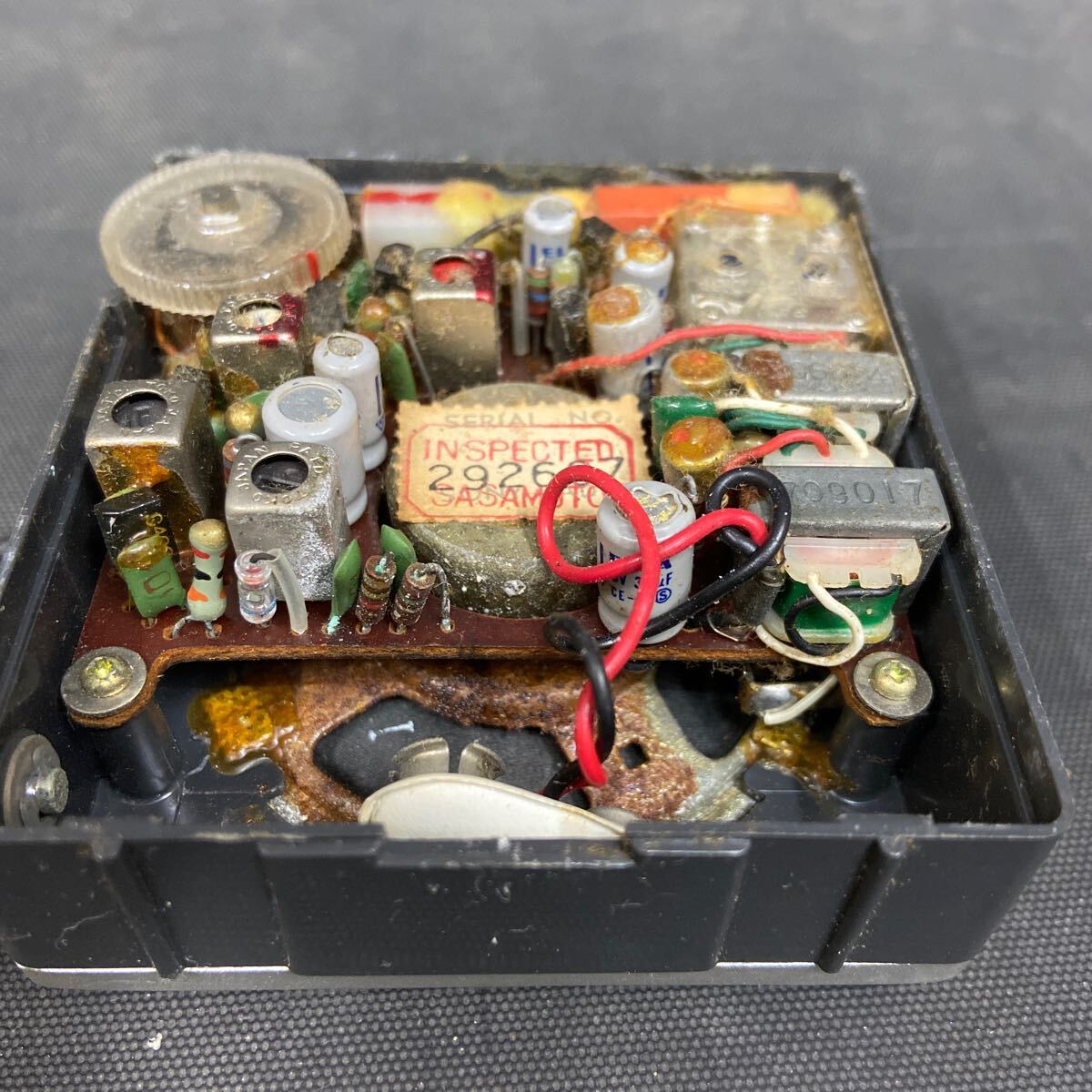 Yahoo!オークション - G1361 【ジャンク SONY 8トランジスタ】 2R-21 ...