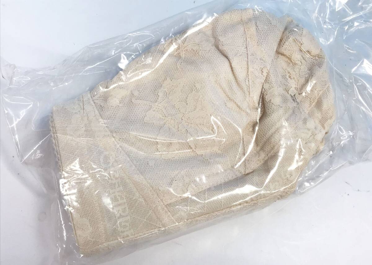 Yahoo!オークション - 未使用 3枚セット シャルレ 補正下着 ブラジャー...