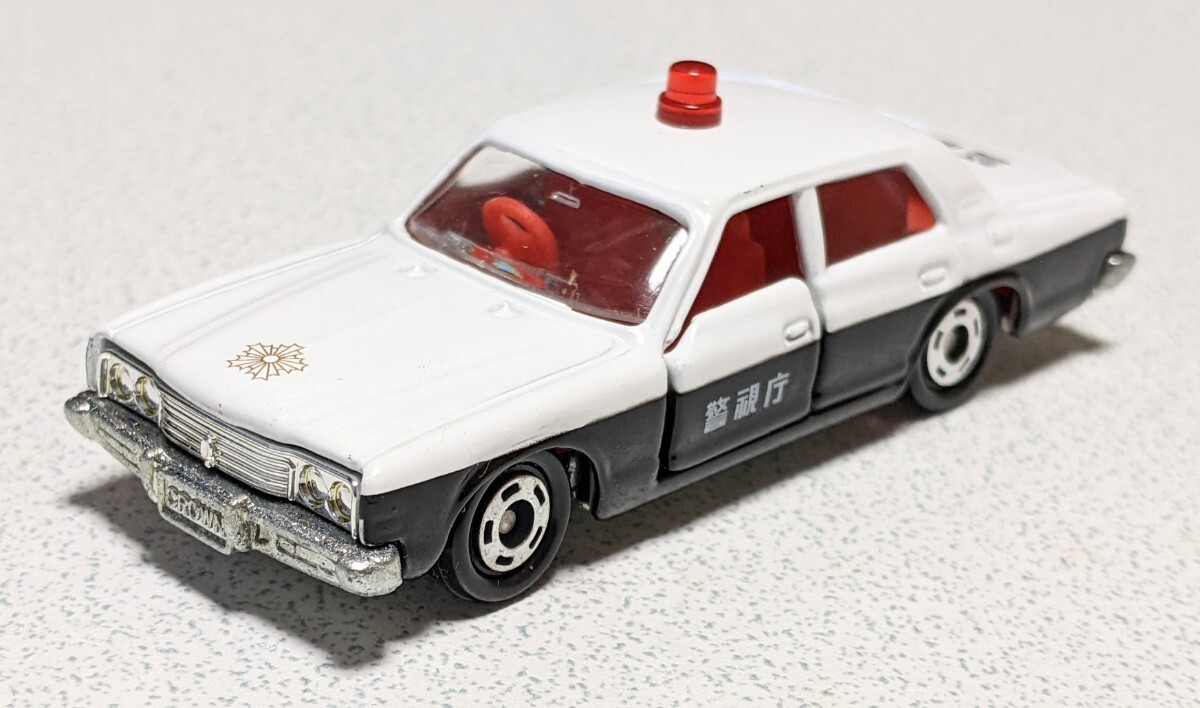 トミカ NO.4.27.32.110 1/65 トヨタ クラウン パトカー 警視庁(商用車、公用車)｜売買されたオークション情報、yahooの商品情報をアーカイブ公開 - オークファン ...