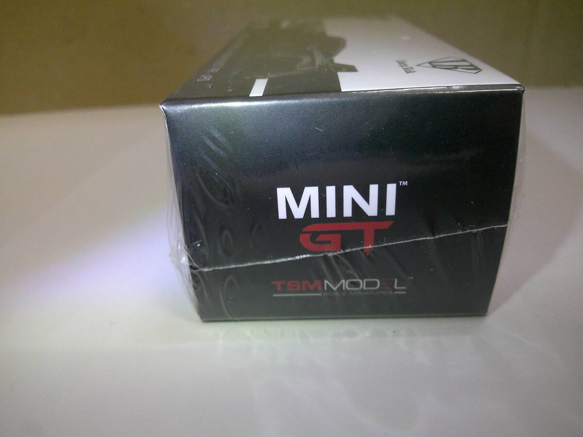 Yahoo!オークション - TSM MINIGT 1/64 LB SILHOUETTE WORKS GT NISSAN...