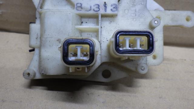 Yahoo!オークション - アコード E-CF6 右フロントドアロックアクチュエ...