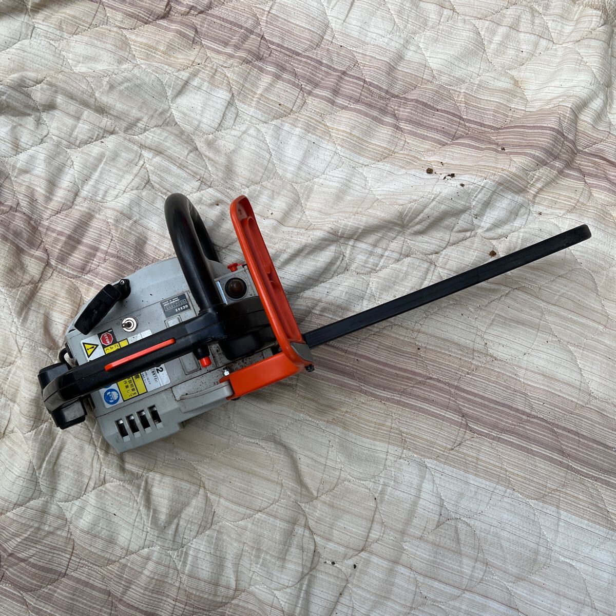 Yahoo!オークション - 6-12-83 エンジンチェンソー GC302 55021895 ECH...