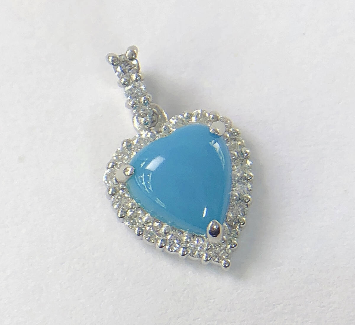 新品未使用品 PT900 天然トルコ石0.61ct 天然ダイヤモンド0.14ct 新品未使用品 PT900 天然トルコ石0.61ct 天然ダイヤモンド0.14ct