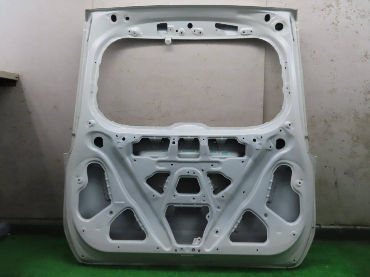 Yahoo!オークション - MM【R1965】ZRR80W/ZWR80W/80系 ノア/ヴォクシー...