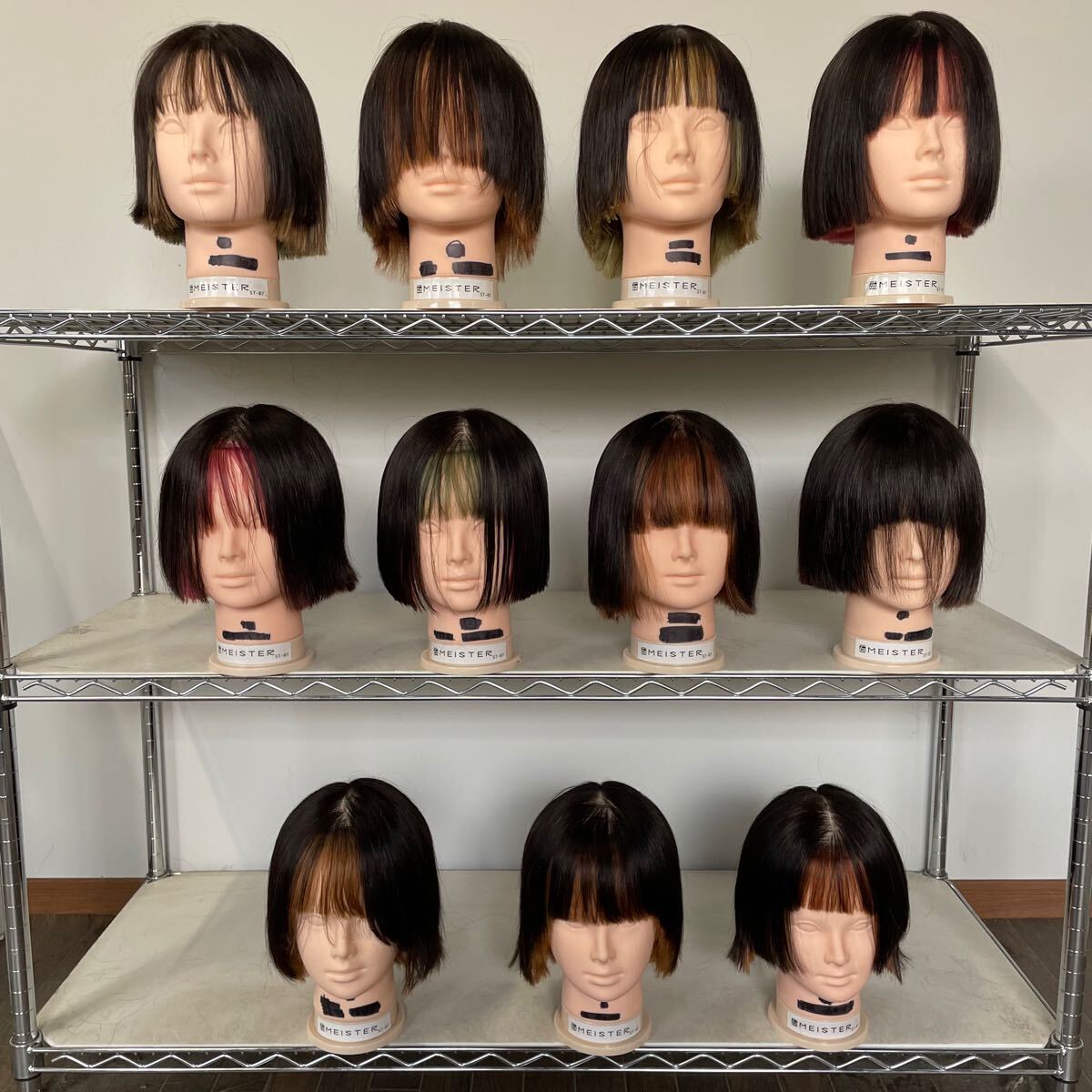 24.1218.10 カットウィッグ 11体セット .(女性)｜売買されたオークション情報、yahooの商品情報をアーカイブ公開 - オークファン（aucfan.com）