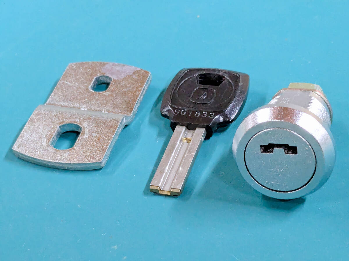 Yahoo!オークション - MIWA 美和 キー SG1833 シリンダーセット（ベロ...