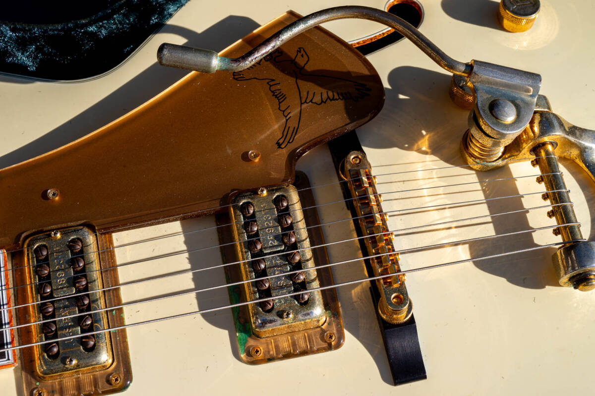 Yahoo!オークション - 【希少】Gretsch White Falcon #7593 2001年製