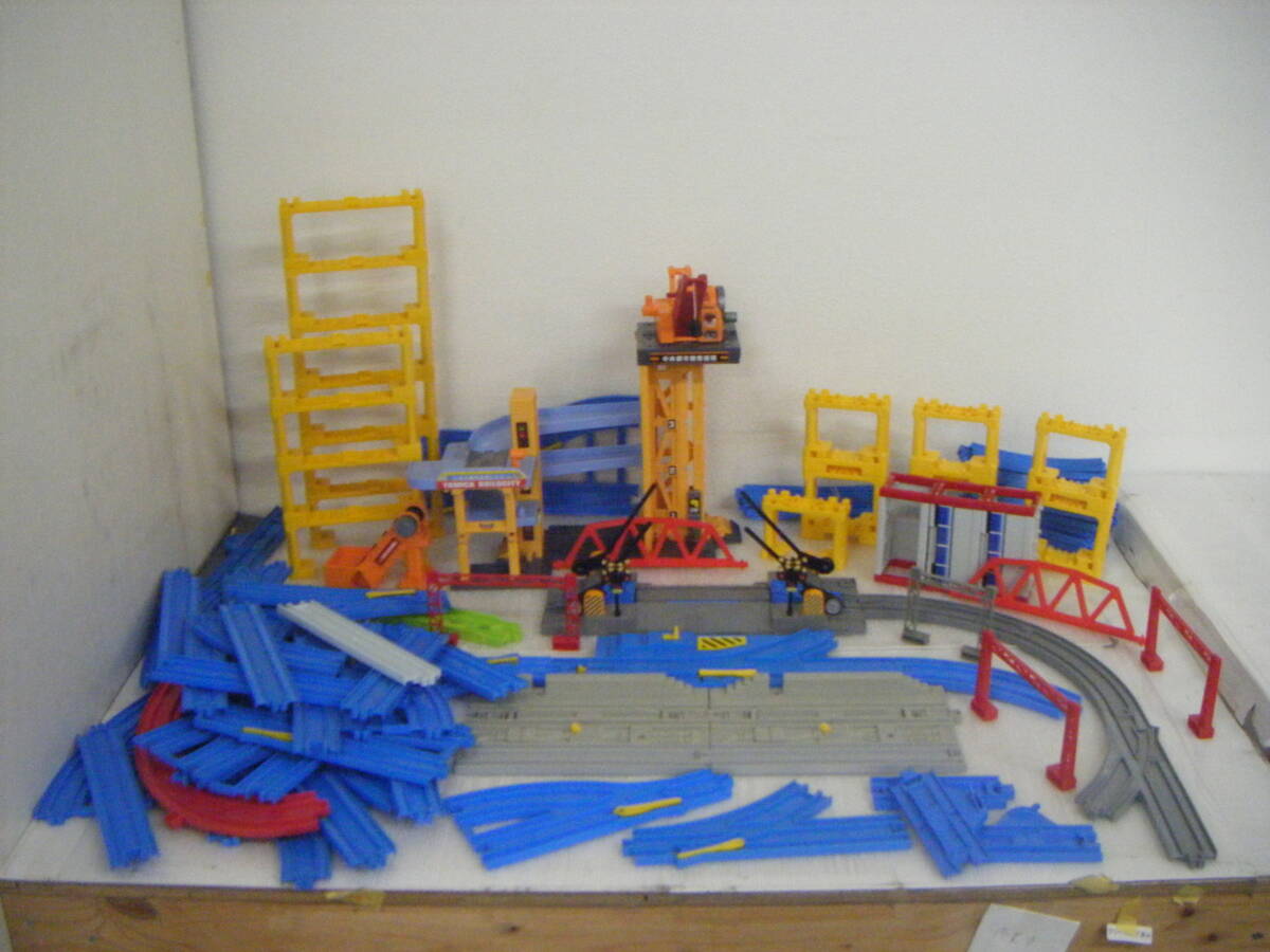 静/プラレール大量まとめ/タカラトミー/建設現場/タウンビルドシティ/エコ踏切/パワークレーン/鉄橋/橋脚/外箱無/取説無/ S-3215(その他)｜売買されたオークション情報、yahooの ...