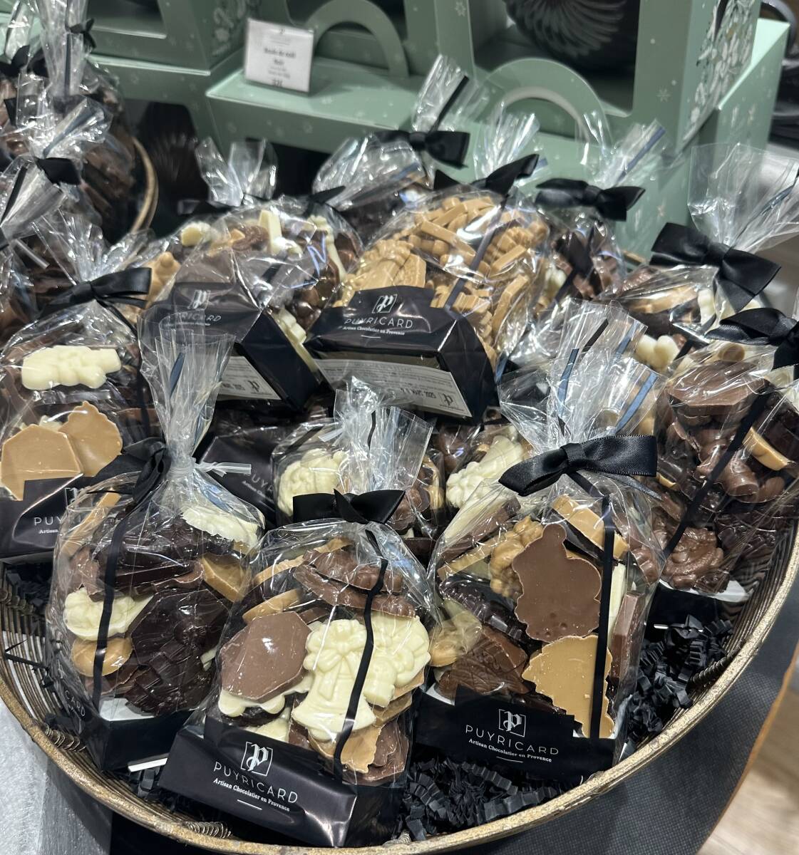 Yahoo!オークション - クリスマス限定パリ購入 CHOCOLATERIE DE PUYRIC...