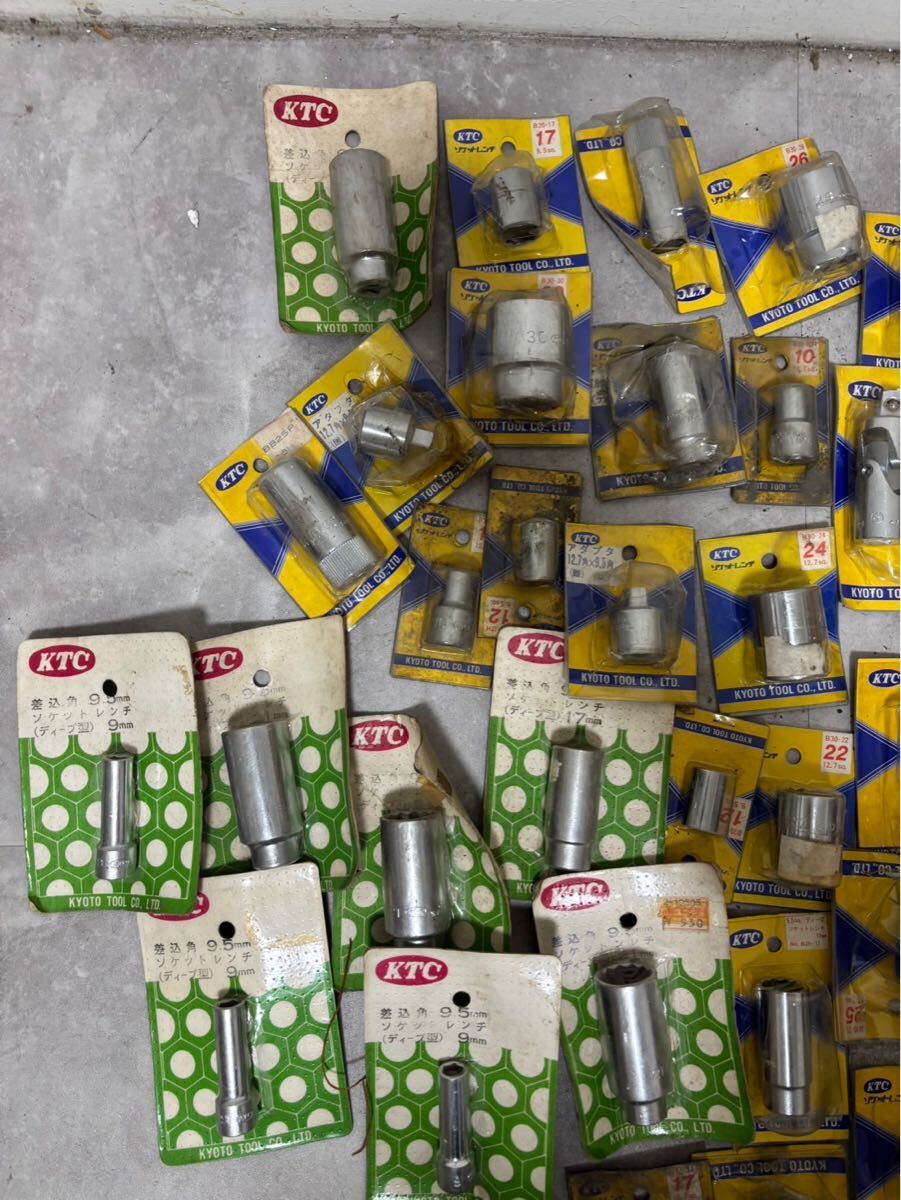 Yahoo!オークション - 工具 まとめて KTC SK ソケットレンチ サイズ色...
