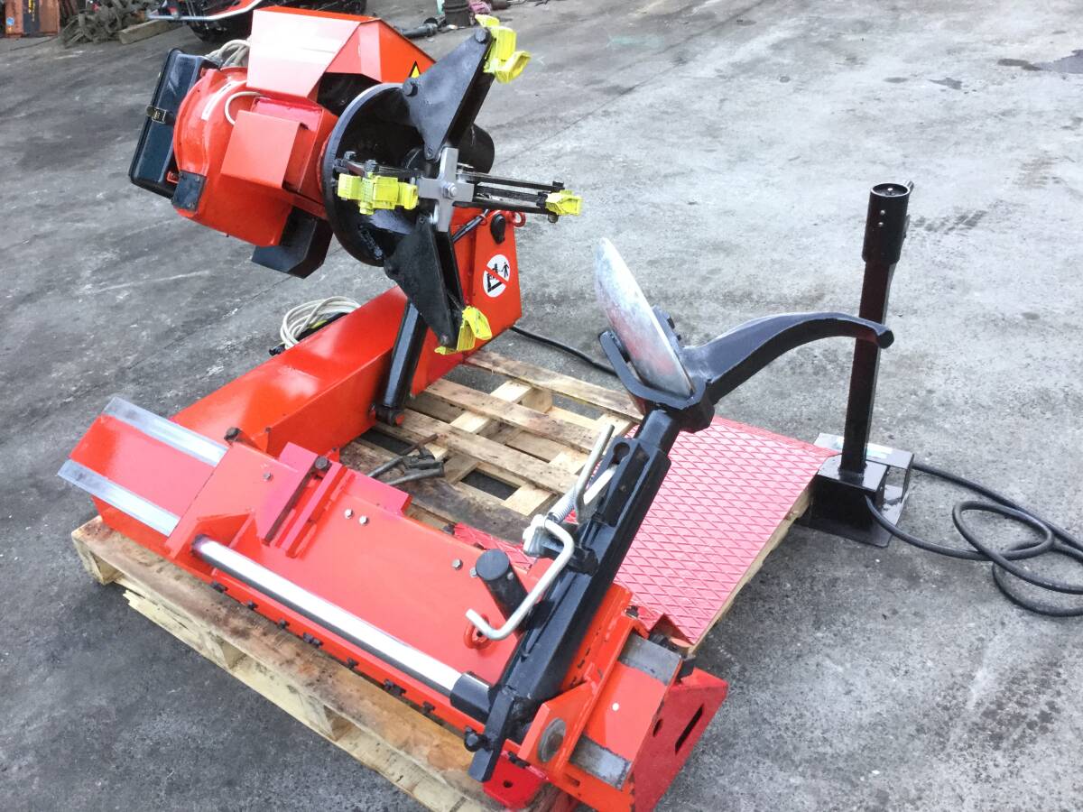 大型タイヤチェンジャーBOXER KING2600 N0:30949 3相200V み(タイヤチェンジャー)｜売買されたオークション情報、yahooの商品情報をアーカイブ公開 - オークファン ...