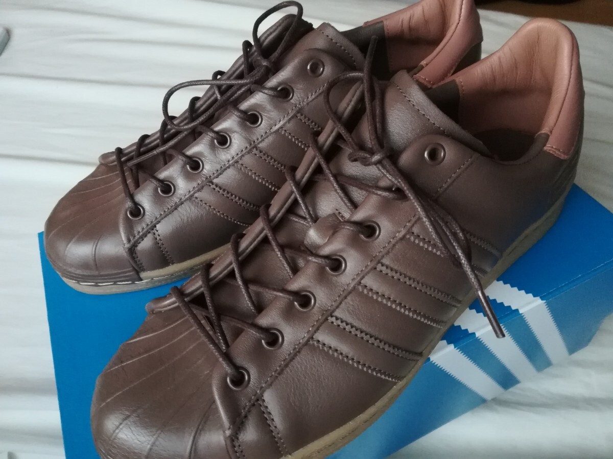 Yahoo!オークション - 未使用 27.5cm アディダス スーパースター lux ...