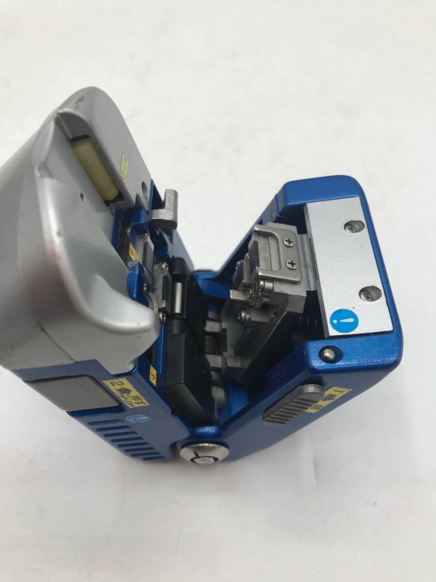 住友電工 光ファイバーカッター FC-7R-M IT9RJ5NZ03VO 領収書発行可(工具、DIY用品)｜売買されたオークション情報、yahooの商品情報をアーカイブ公開 - オークファン ...