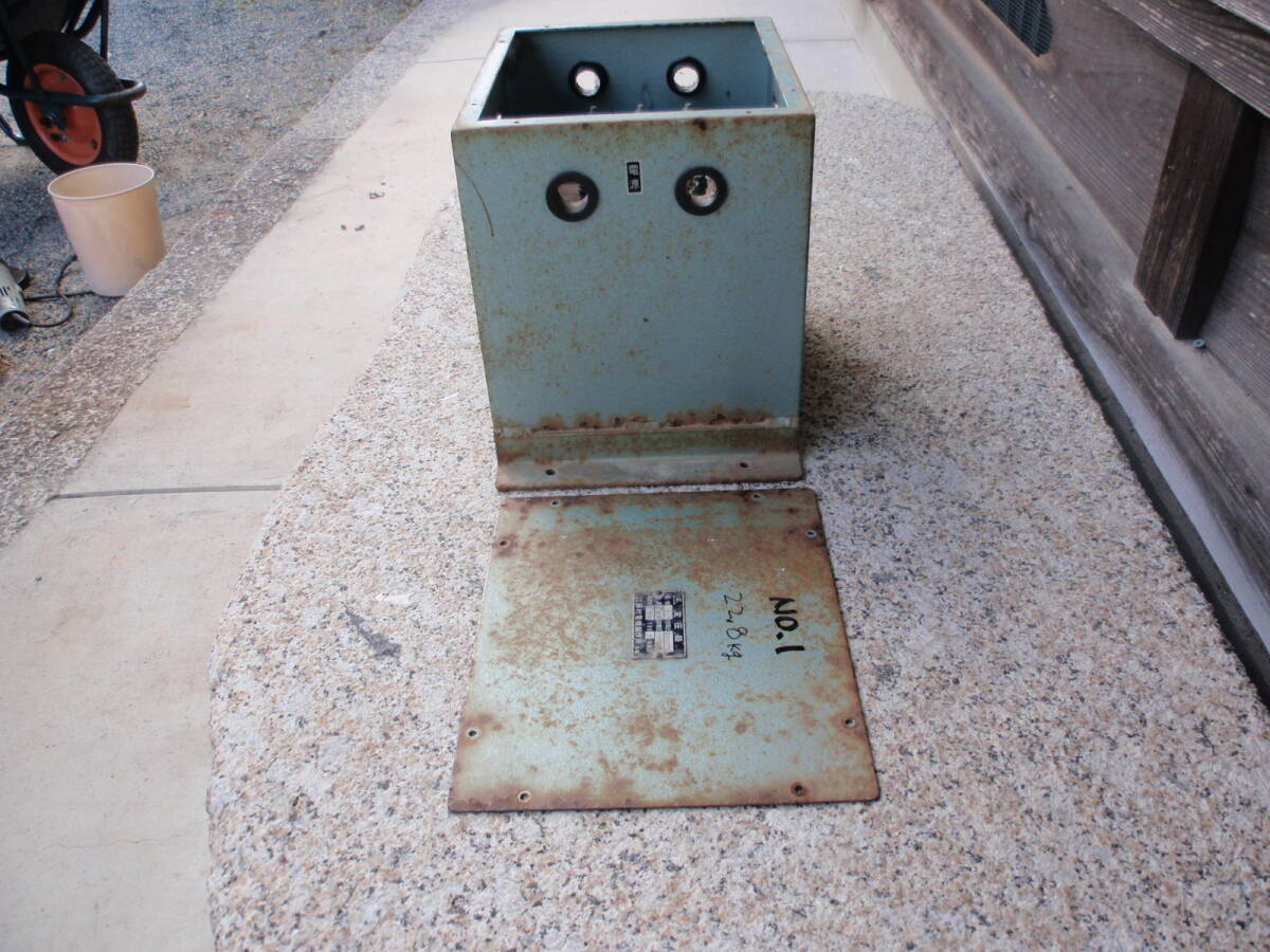 Yahoo!オークション - AC200V-AC100V トランス 変圧性能確認済 3KVA