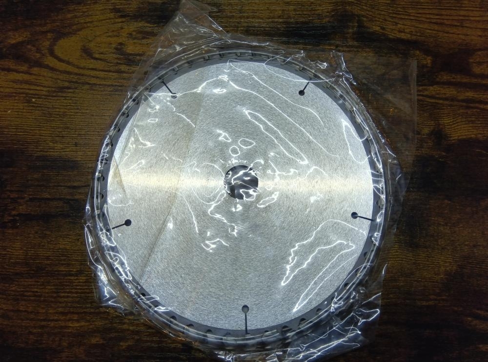 Yahoo!オークション - 025 未使用品 バクマ BAKUMA チップソー 216×2....