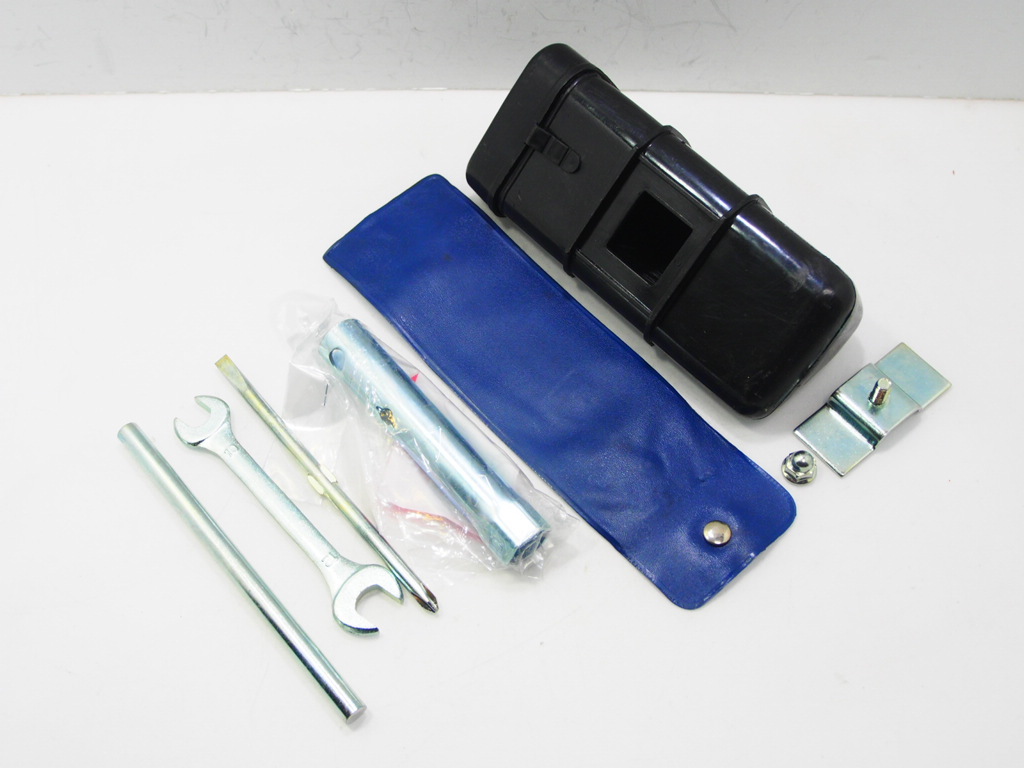 モンキー ゴリラ ホンダ純正 車載工具 Z50JZⅡ 6V AB27 12V Baja LTD Z50R RSC モトピット ダックス シャリー スーパーカブ 行灯 ベンリィ(車載工具)｜売買 ...