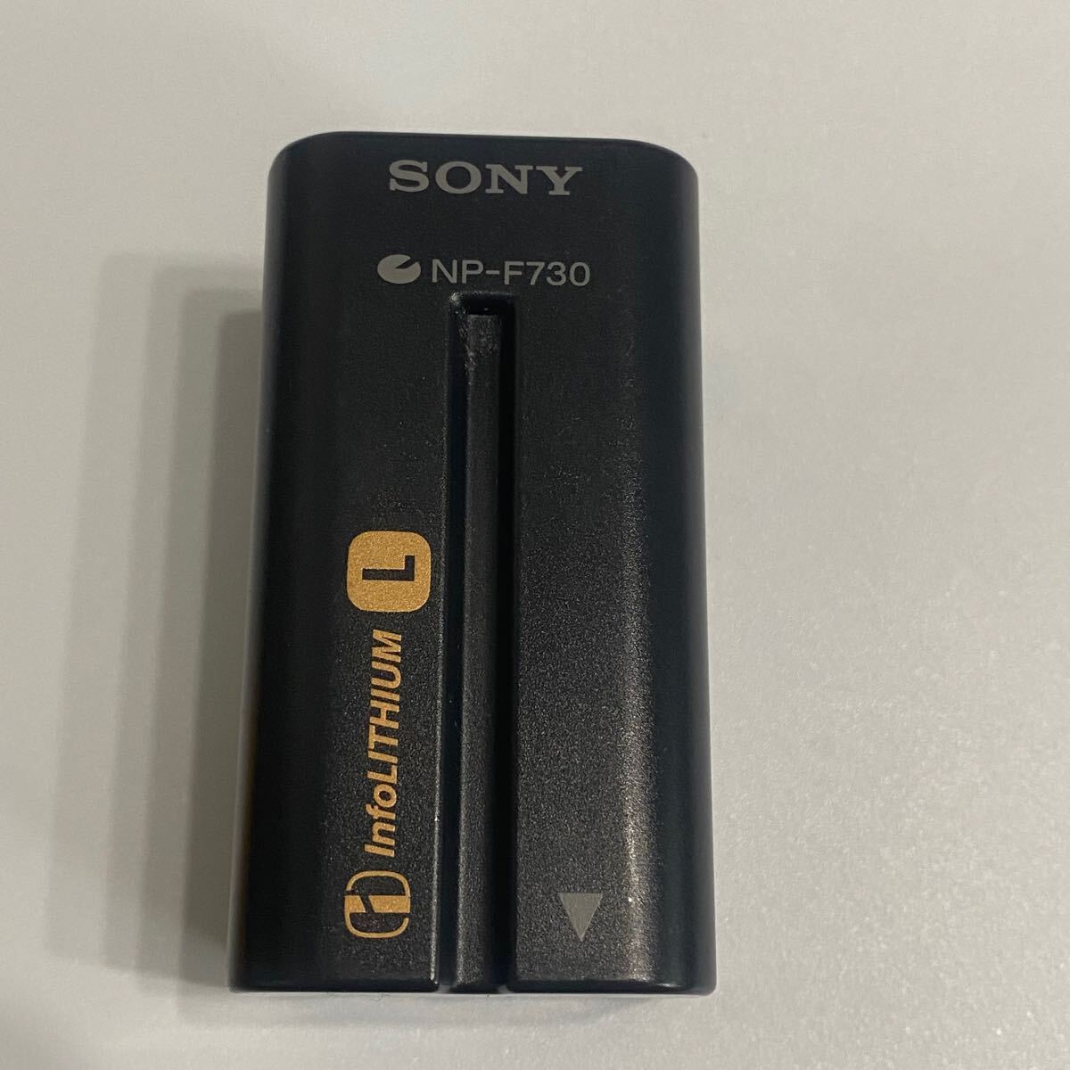 動作確認済 匿名配送 返金保証 ソニー NP-F730 SONY 純正 バッテリー 満充電後計測8.45V(中古/送料無料)のオークション落札情報