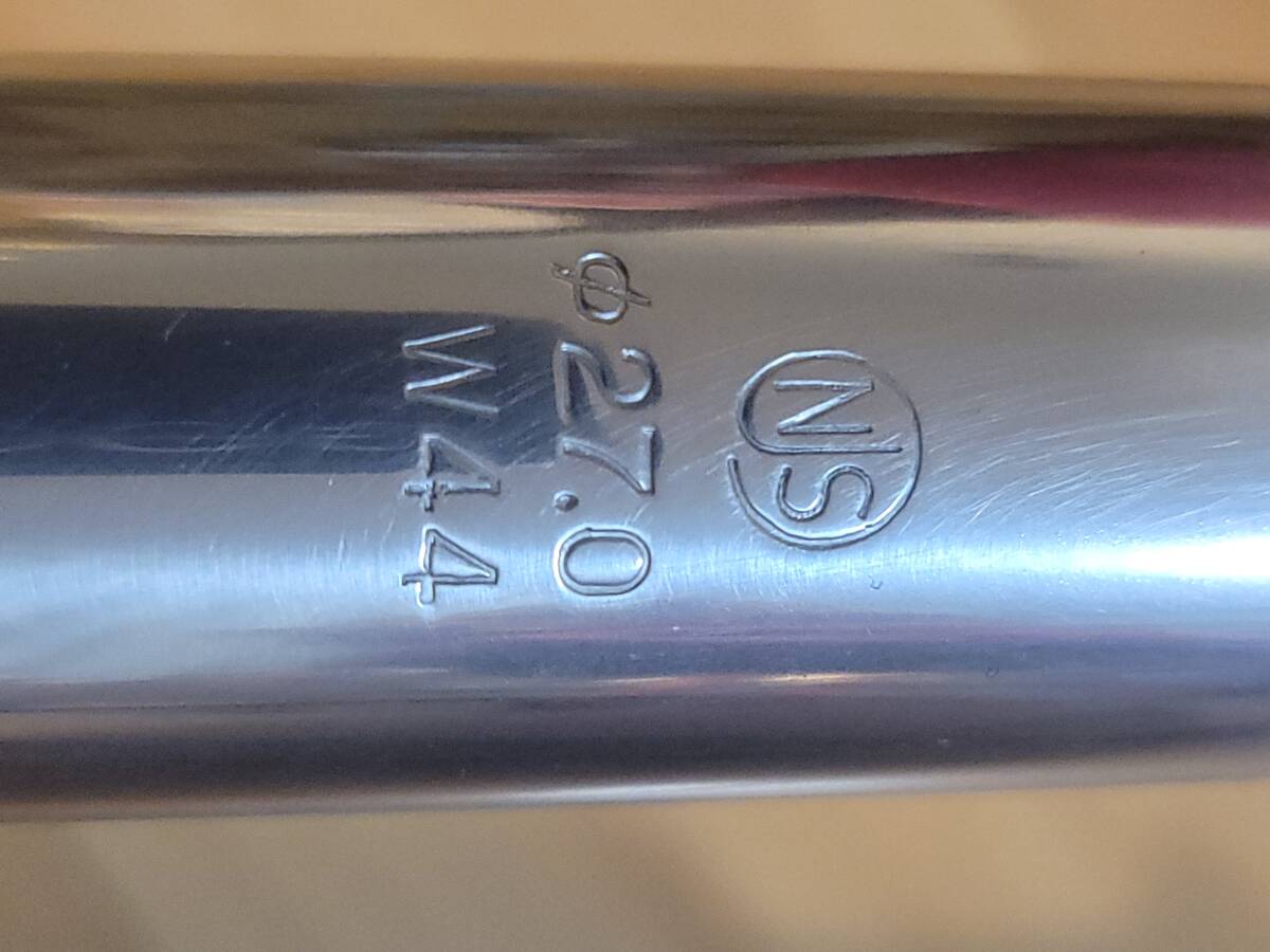 NJS 27.0mm W44 200mm シートポスト NITTO アルミ シートピラー ピストバイク シルバー 日東 ニットー シートポスト NJ-SP72-W44 シーポス(シートポスト ...