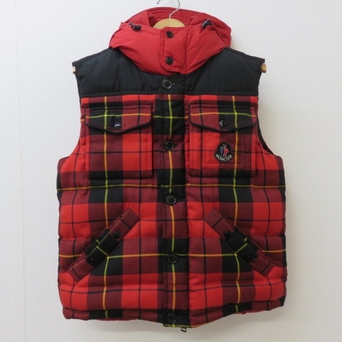Yahoo!オークション - O311 MONCLER モンクレール ダウンベスト 赤 チ...
